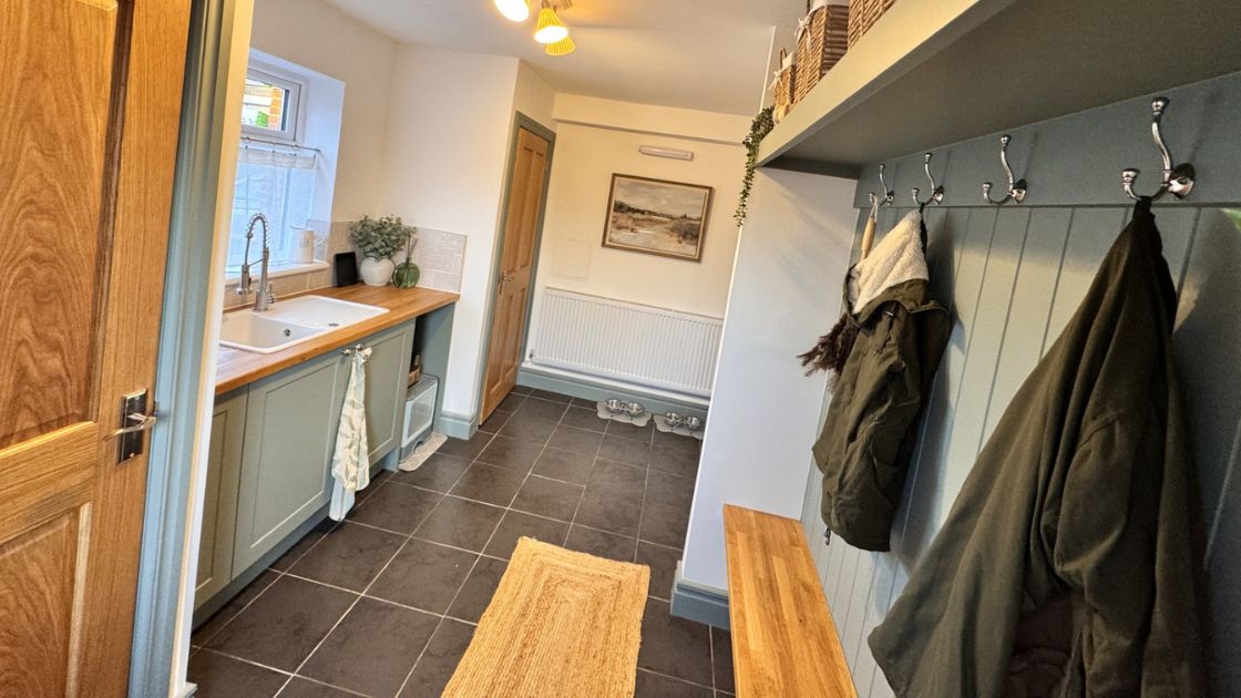 Modern boot room ideas: Inspiration for hardworking spaces - Express ...